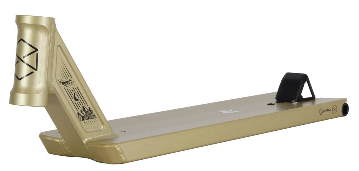 Native Cargo Saundezy Scooter Deck 5.5 – Ripped Knees